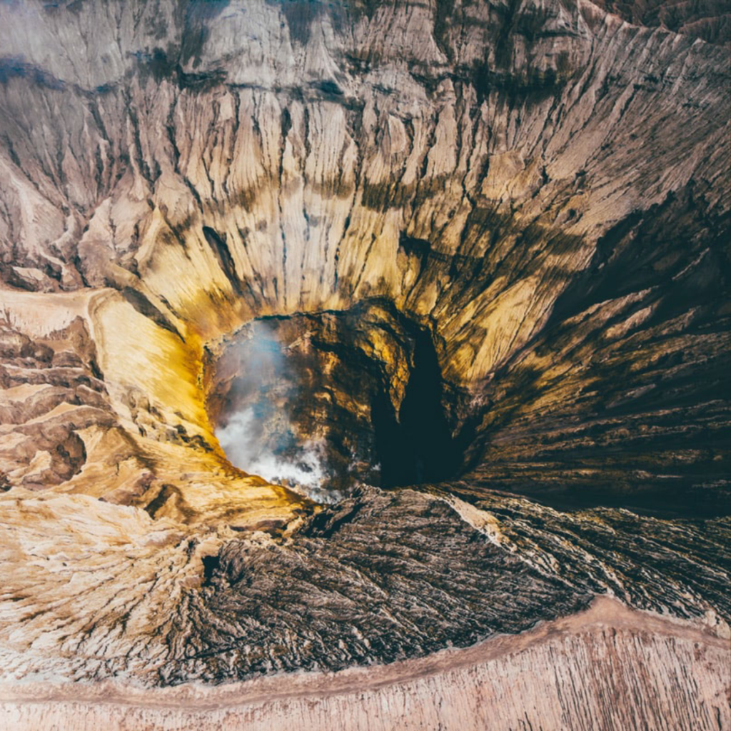 Viaje al centro de la Tierra. Parte I: La corteza – Estudios Planeteando